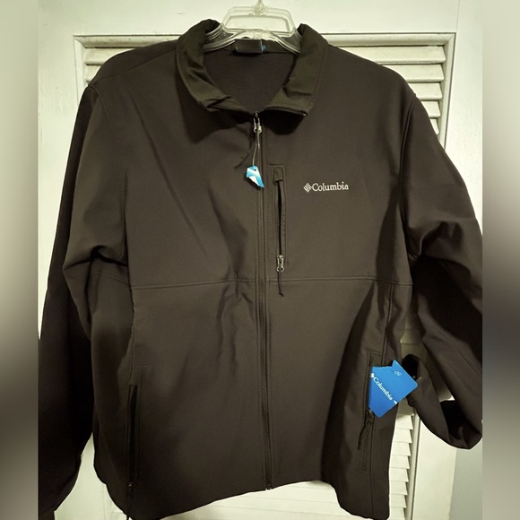 Columbia | Jackets & Coats | Brand New Never Worn Columbia Soft Shell ...